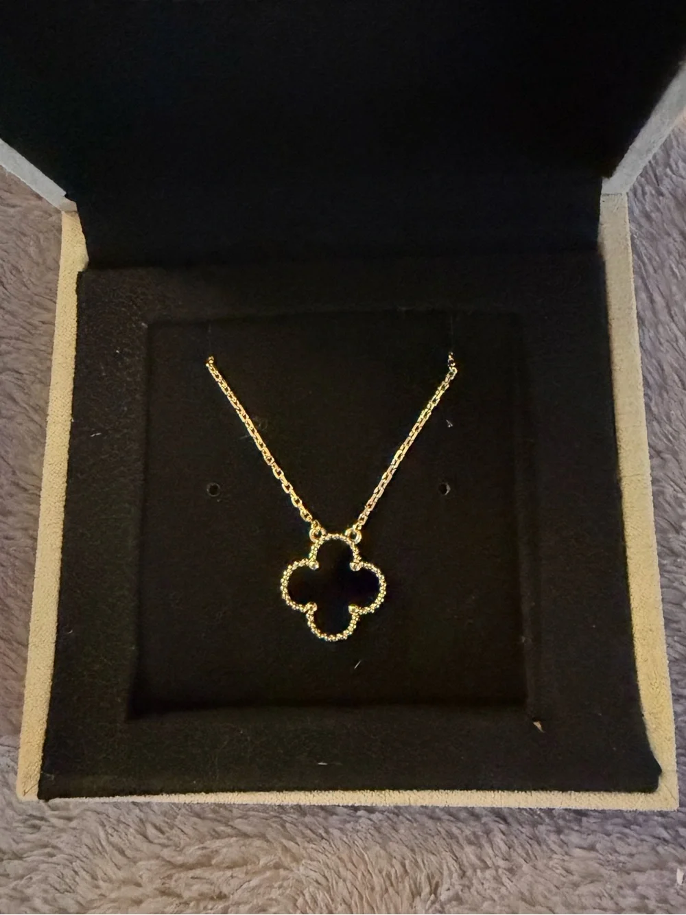 Van Cleef & Arpels | Jewelry | Van Cleef Arpels Yellow Gold Alhambra ...